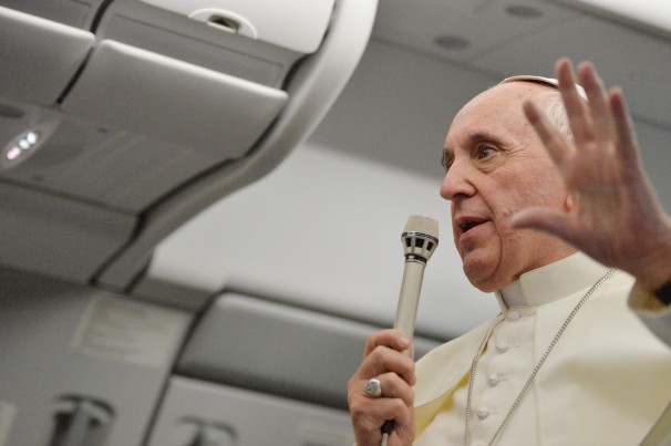 Pope Francis speaks to journalists on board Papal Flight – Archdiocese ...