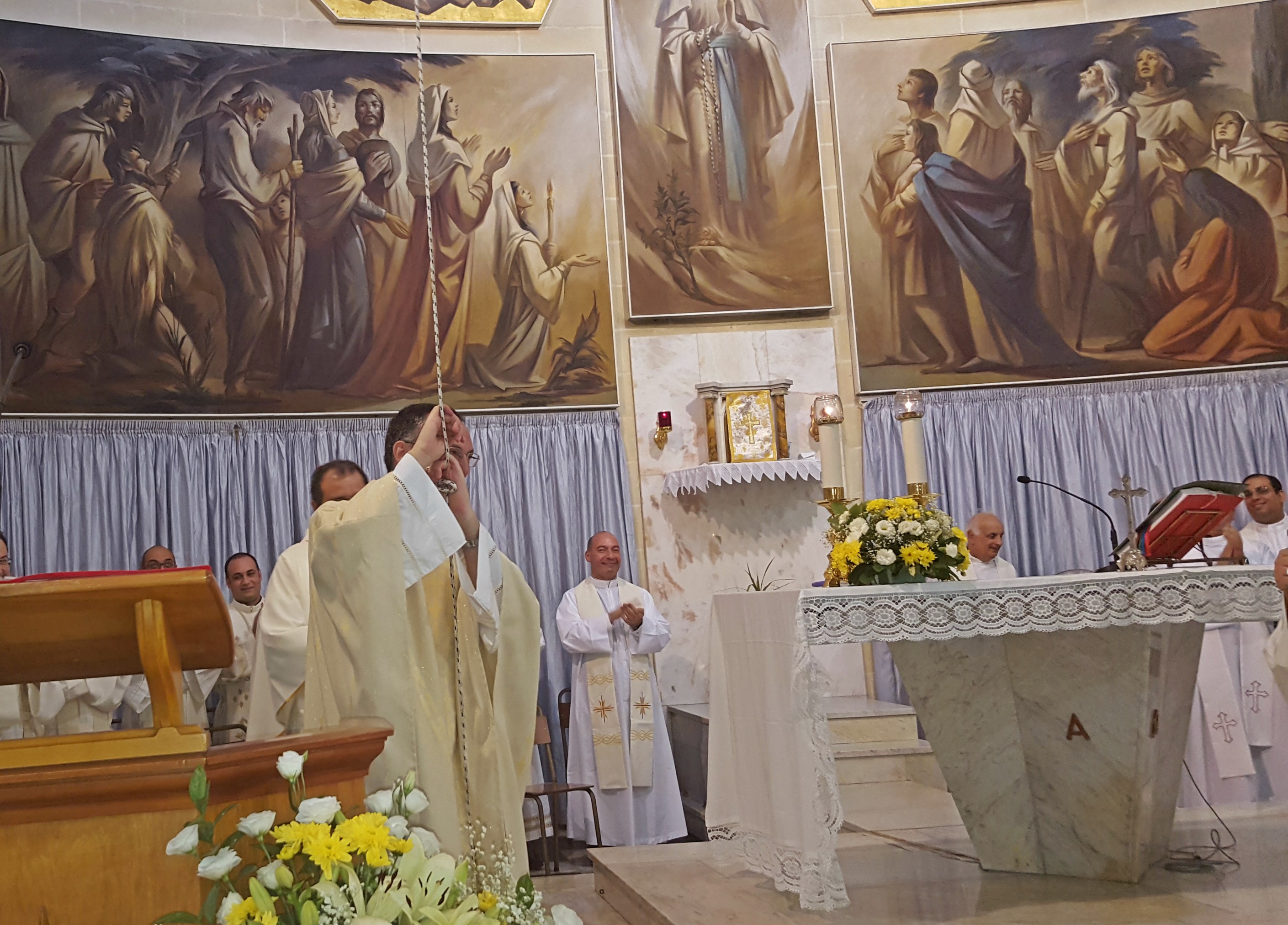 “I will pray so that the community sees in you the image of Jesus, the ...