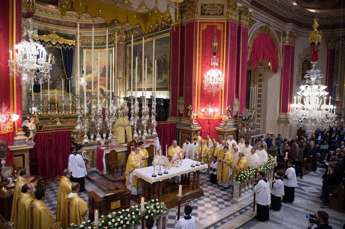 The Archbishop celebrates Mass on the occasion of the 400th anniversary ...