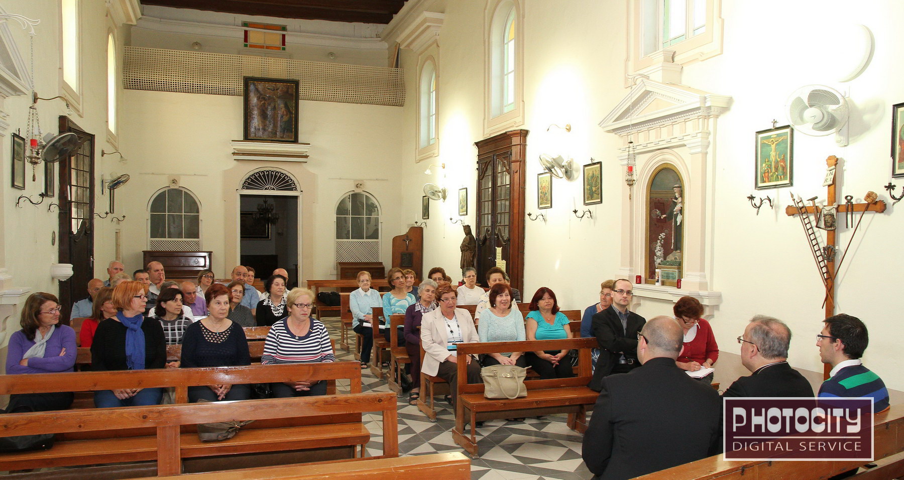 The Archbishop meets the Liturgical Commission, the animators for ...