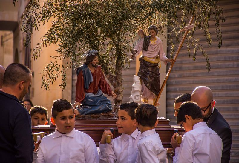 The Archbishop visits the Good Friday children’s procession in Qormi ...