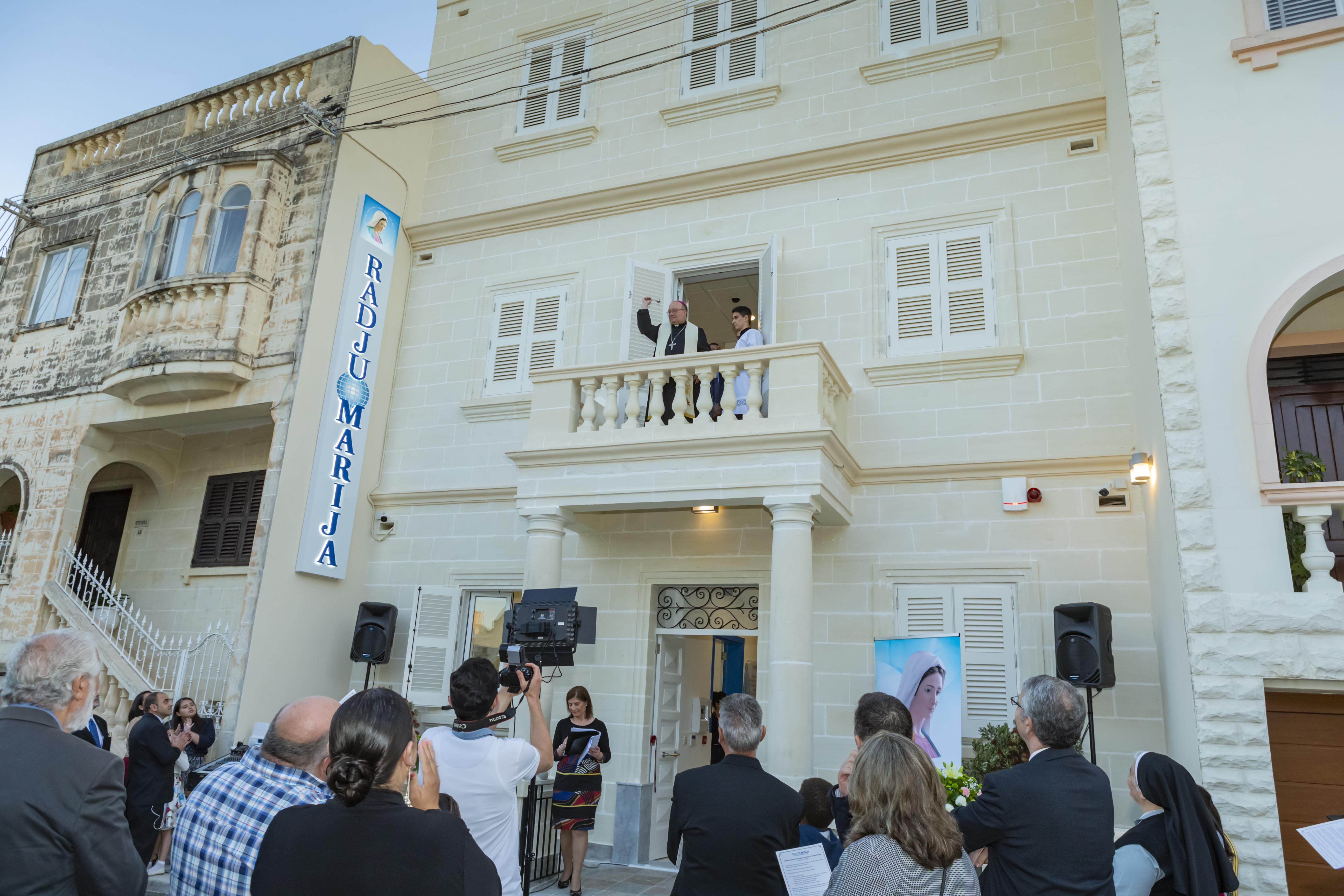 Archbishop inaugurates new studios for Radju Marija – Archdiocese of Malta
