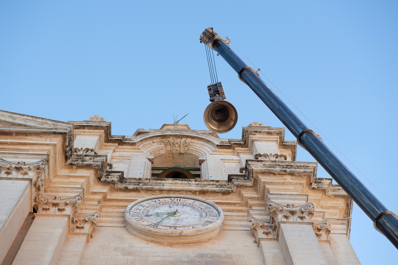 Watch: New bell for Mdina Cathedral – Archdiocese of Malta