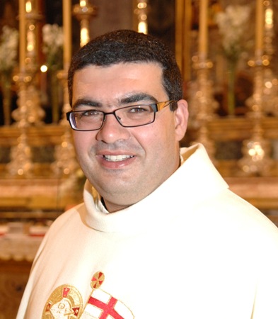 MILLENNIUM CHAPEL FOUNDER PASSES ON DIRECTORSHIP – Archdiocese of Malta