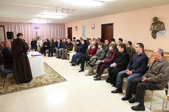 ARCHBISHOP MEETS FGURA PARISH PASTORAL COUNCIL AND SYNOD COMMISSION ...