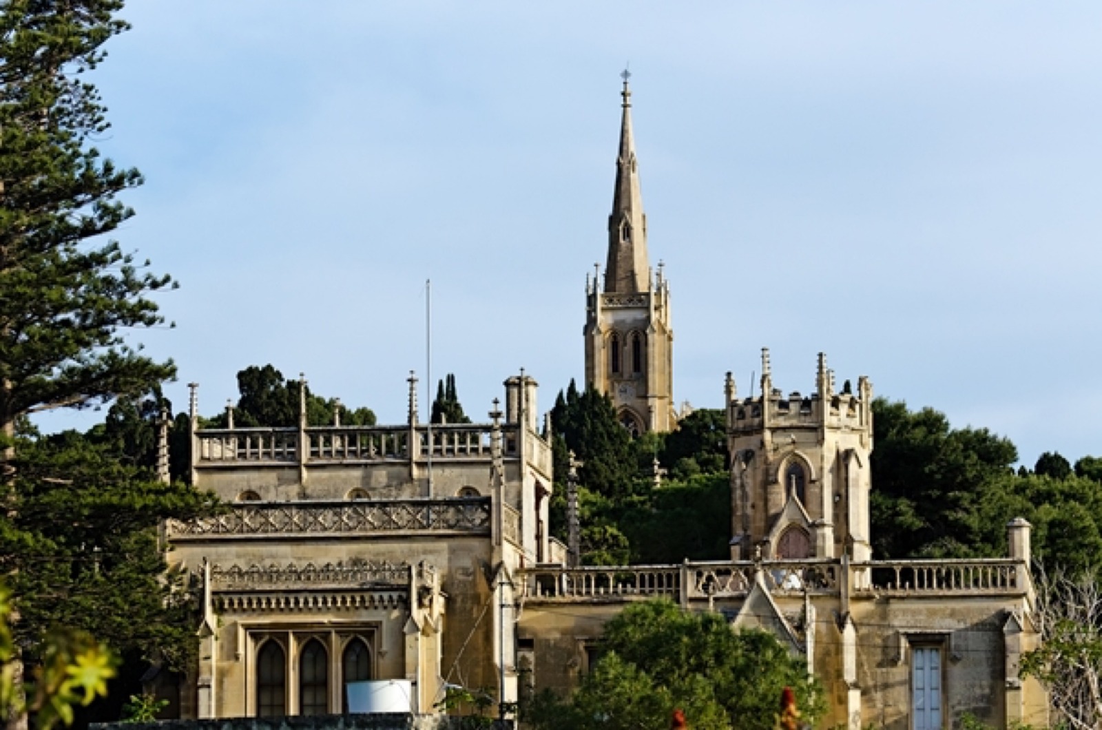 Live: Mass on All Souls’ Day at Addolorata Chapel – Archdiocese of Malta