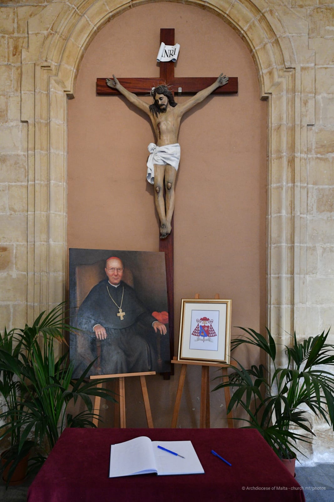 People bid farewell to Cardinal Prospero Grech in Rabat – Archdiocese ...