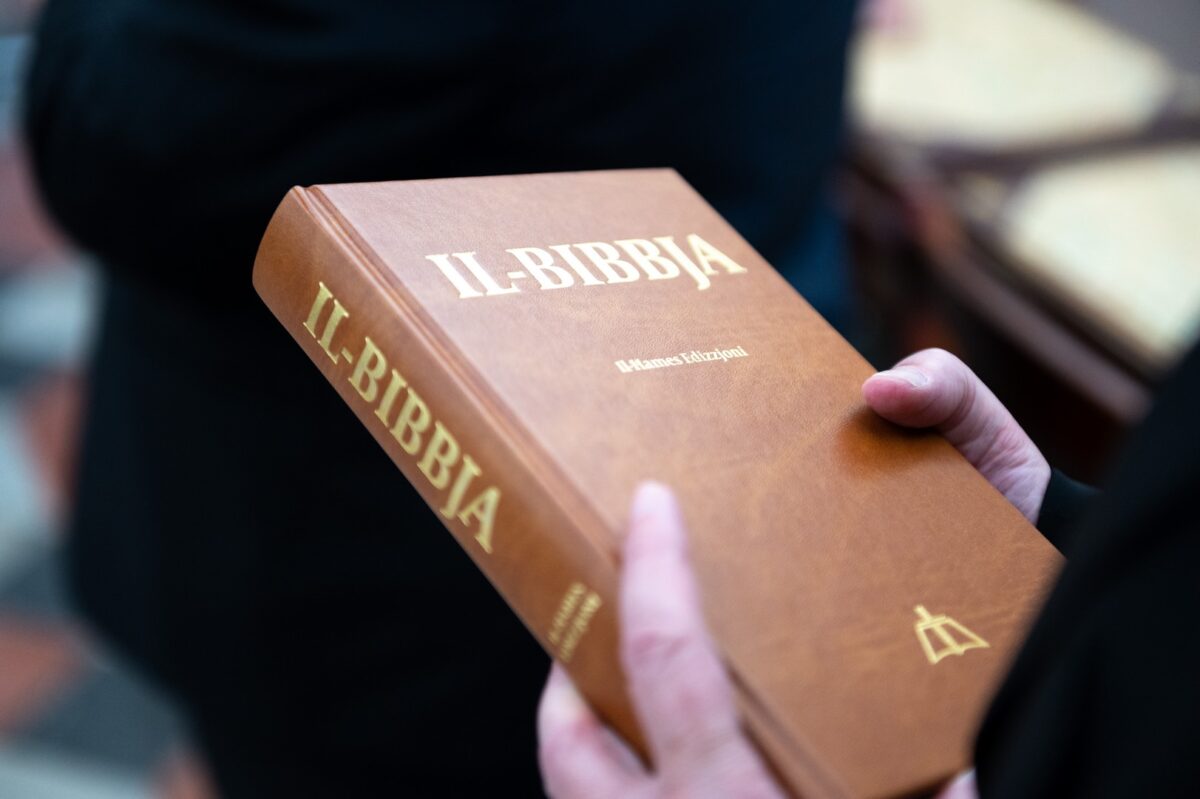 The fifth edition of the Bible in Maltese is launched – Archdiocese of ...