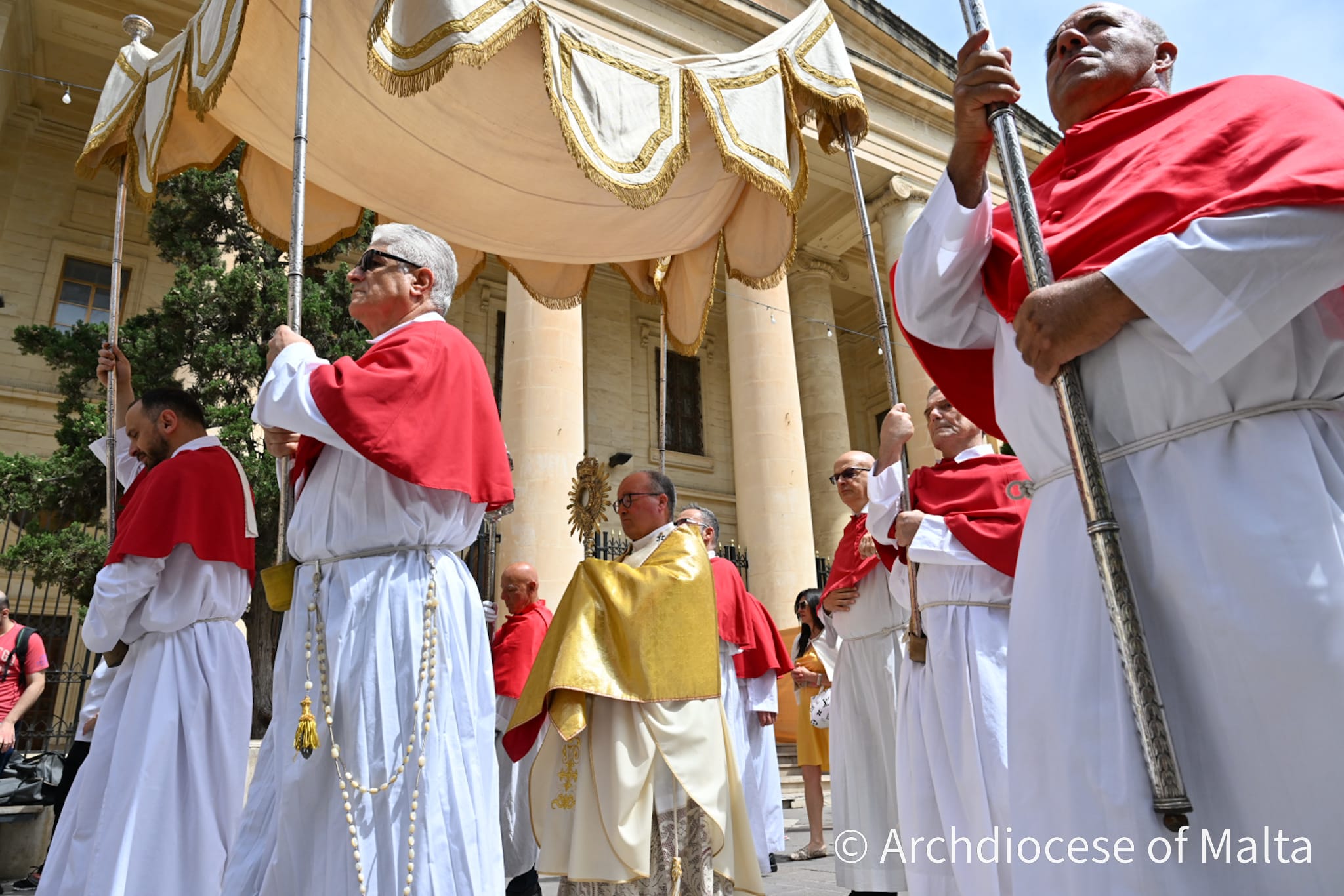 Corpus Christi procession returns to Valletta – Archdiocese of Malta