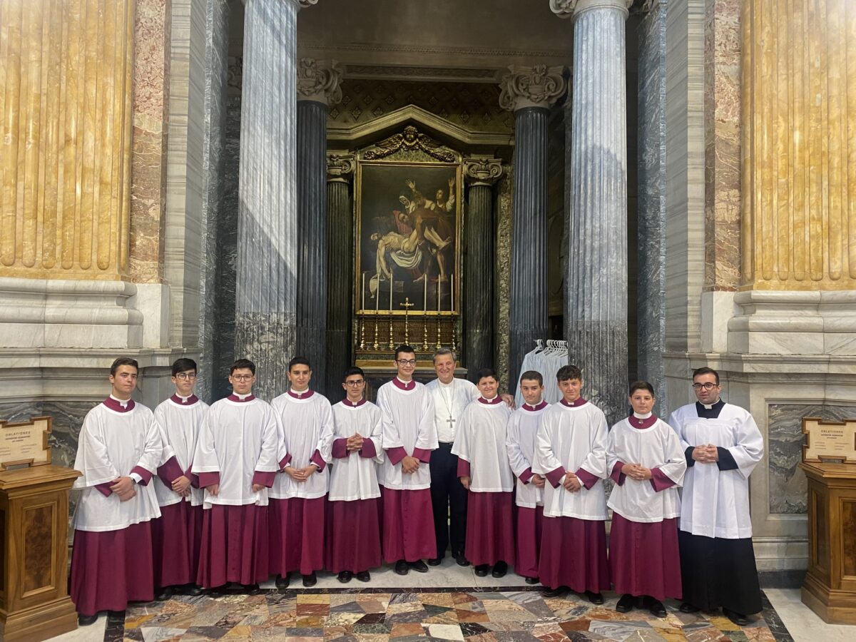 Gozitan and Maltese altar boys meet Pope Francis – Archdiocese of Malta
