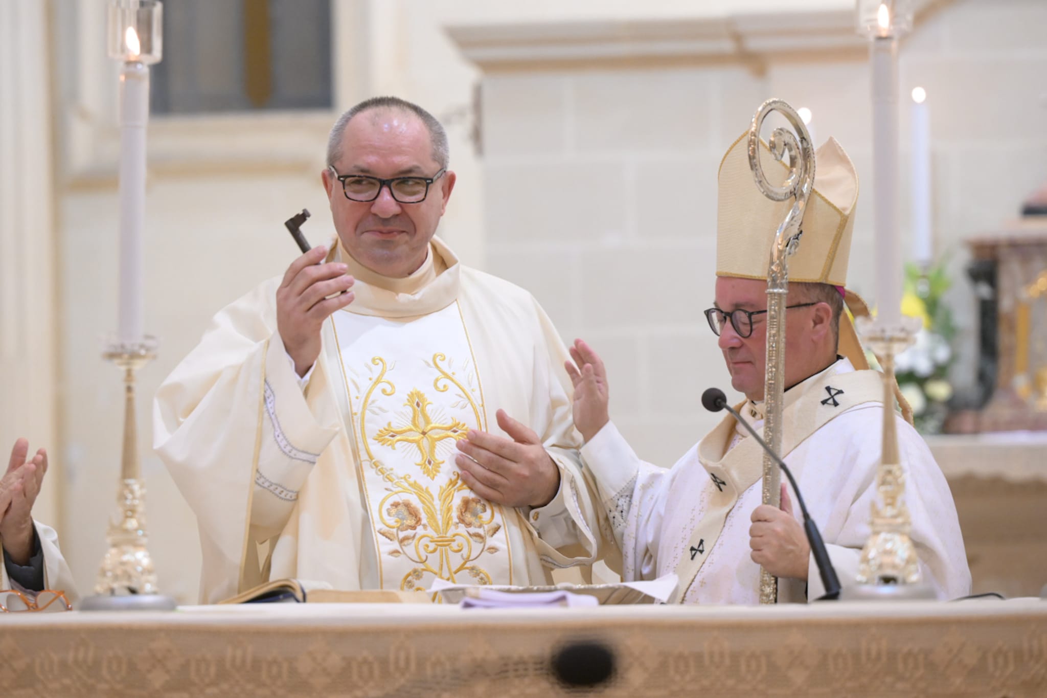 Let’s pray for the parish priest to facilitate and never hinder our ...