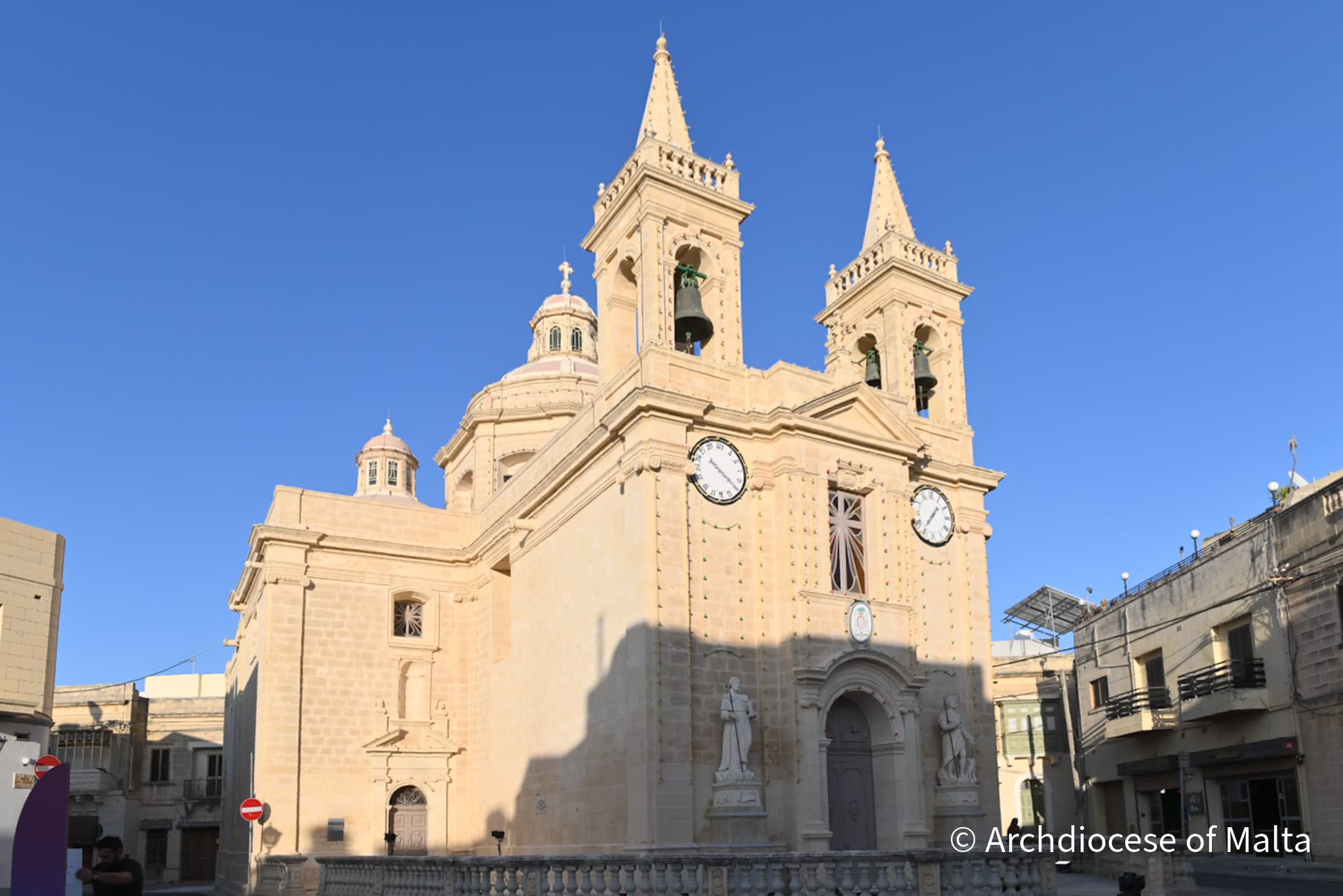 Restoration completed on façade and sides of St Leonard’s Parish Church ...